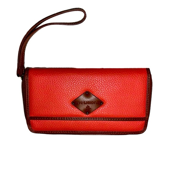 St. John's Bay | Bags | St Johns Bay Cognac Brown Zip Around Wallet ...